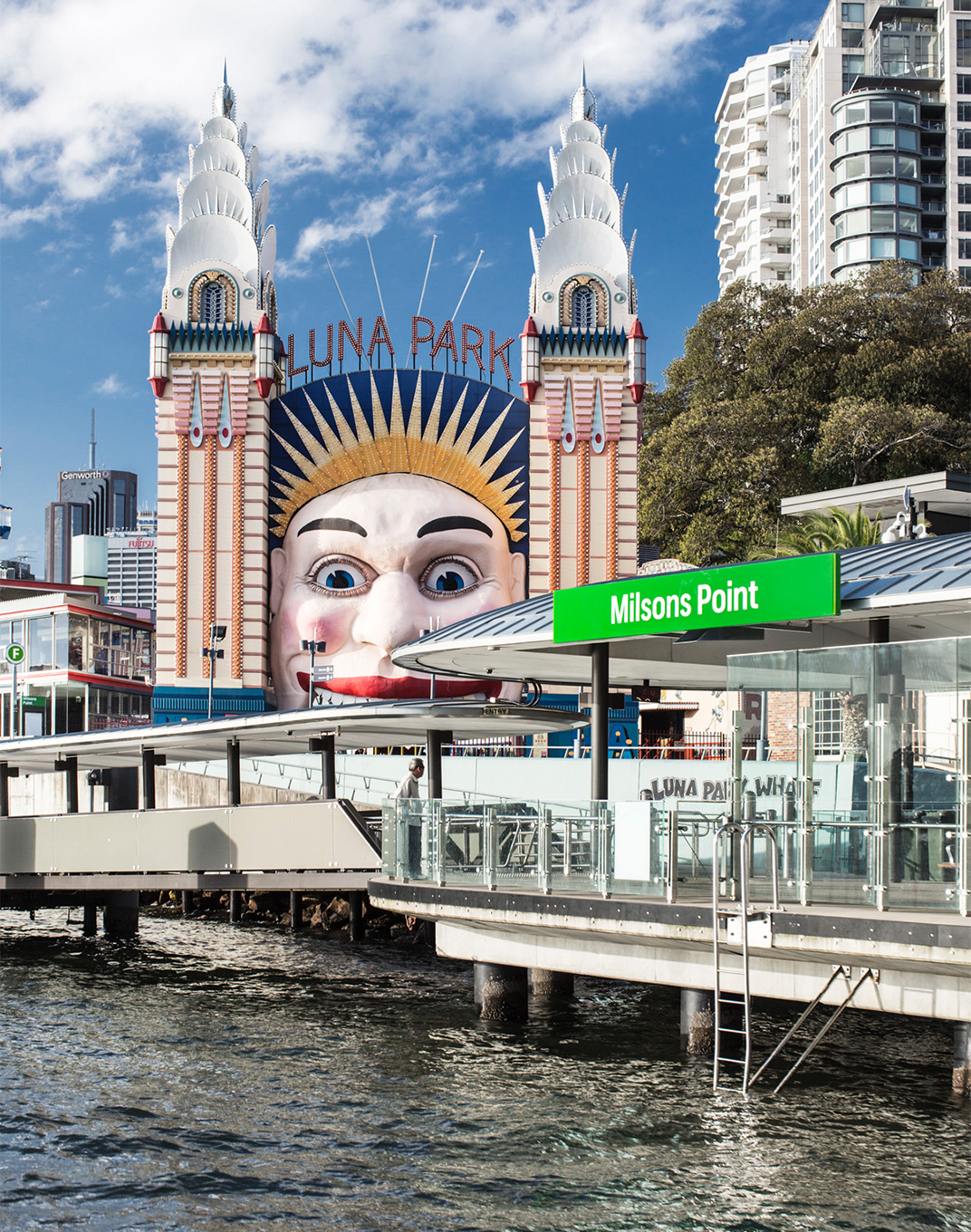 Wayfinding for Sydney Light Rail and Ferry Network • Dotdash